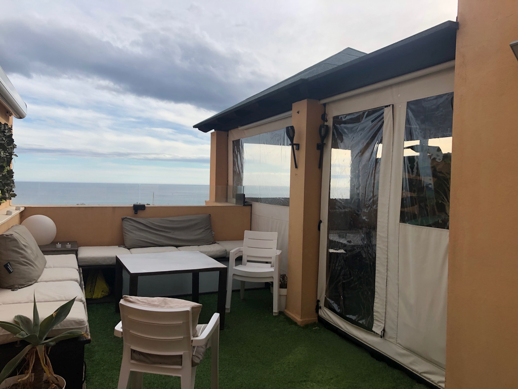 A DIY Rooftop Transformation - Meet Our Customers